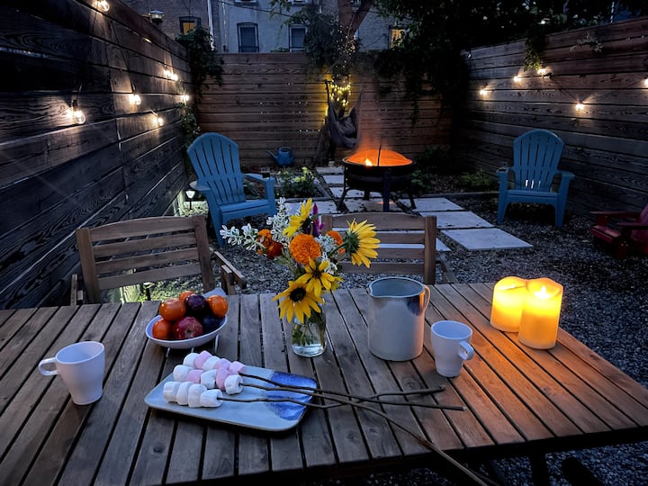 Perfectly Located Cozy Modern Br & Priv. Backyard - Brooklyn, NY