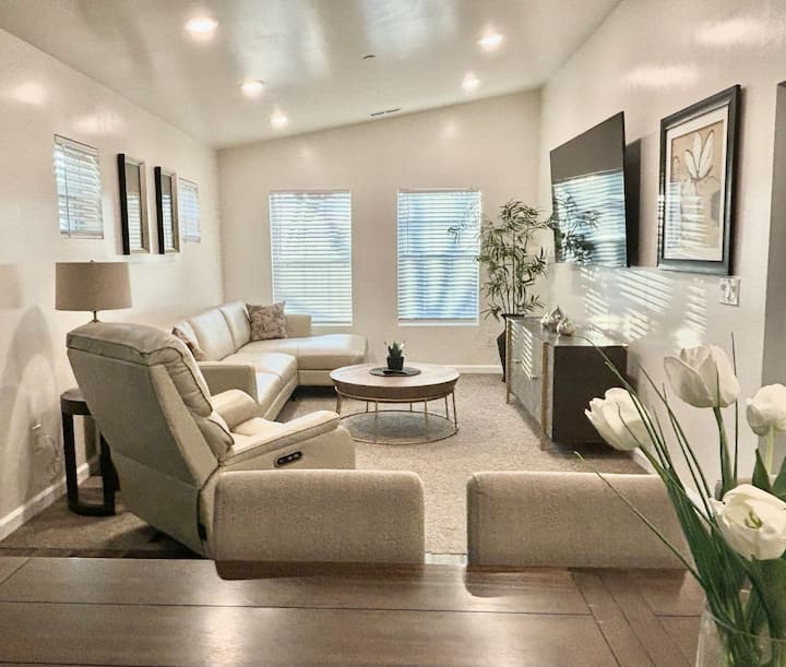 A Cozy Duplex Unit - 1.6 Miles Downtown Berkeley - Berkeley, CA