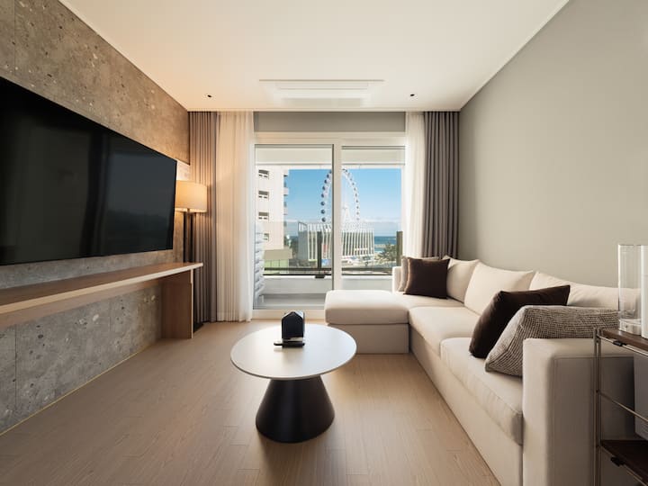 Two Rooms, Sokcho Beach - Sokcho-si