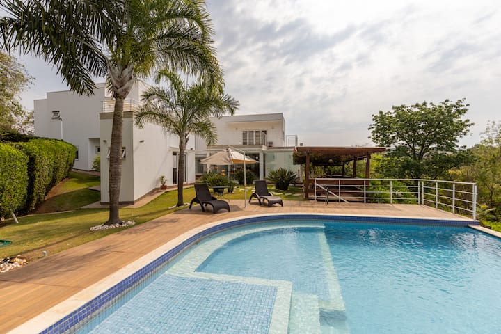 Casa Aconchegante. Piscina Aquecida. Em Condominio - Itupeva