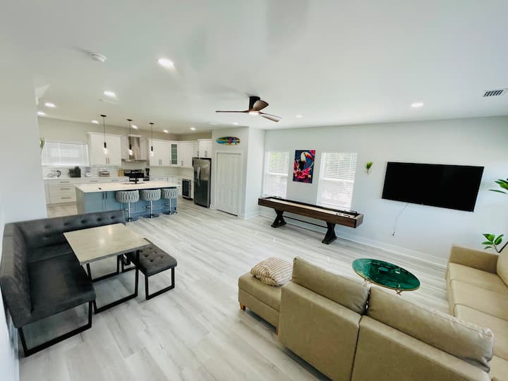 Townhouse, 4bd/3.5bth, Sleep 8. Central Location! - Tampa