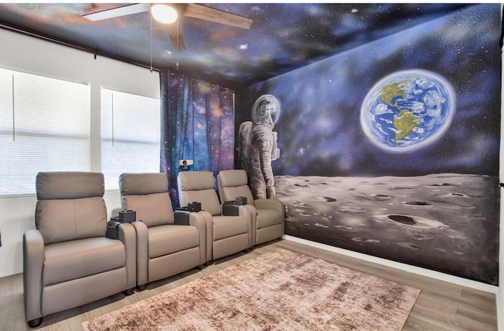 Family Fun-game Rm, Movie Rm, Murals &Yard Games! - Pasadena