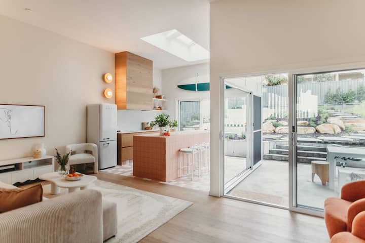 Luxury Retreat W/pool 200m To Beach & Country Club - Port Stephens