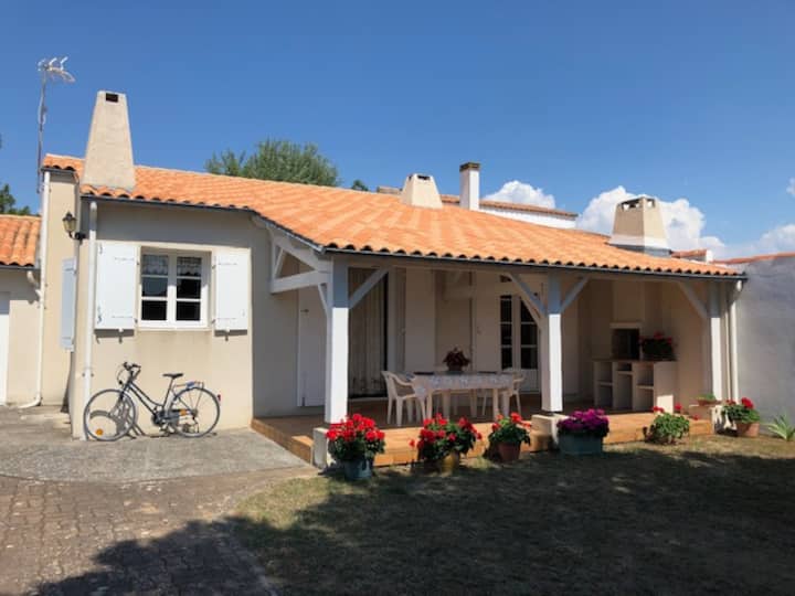 Grande Maison 250m Plage, 150m Commerces - Île de Ré