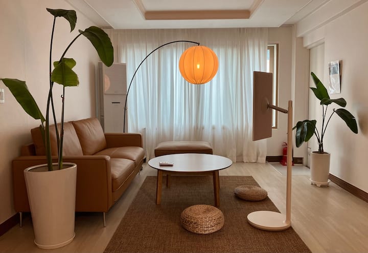 갈색집
4호선쌍문역도보7분
명동#동대문#남대문시장#혜화 #국립중앙박물관 #주차무료#5인숙소 - Corea del Sud