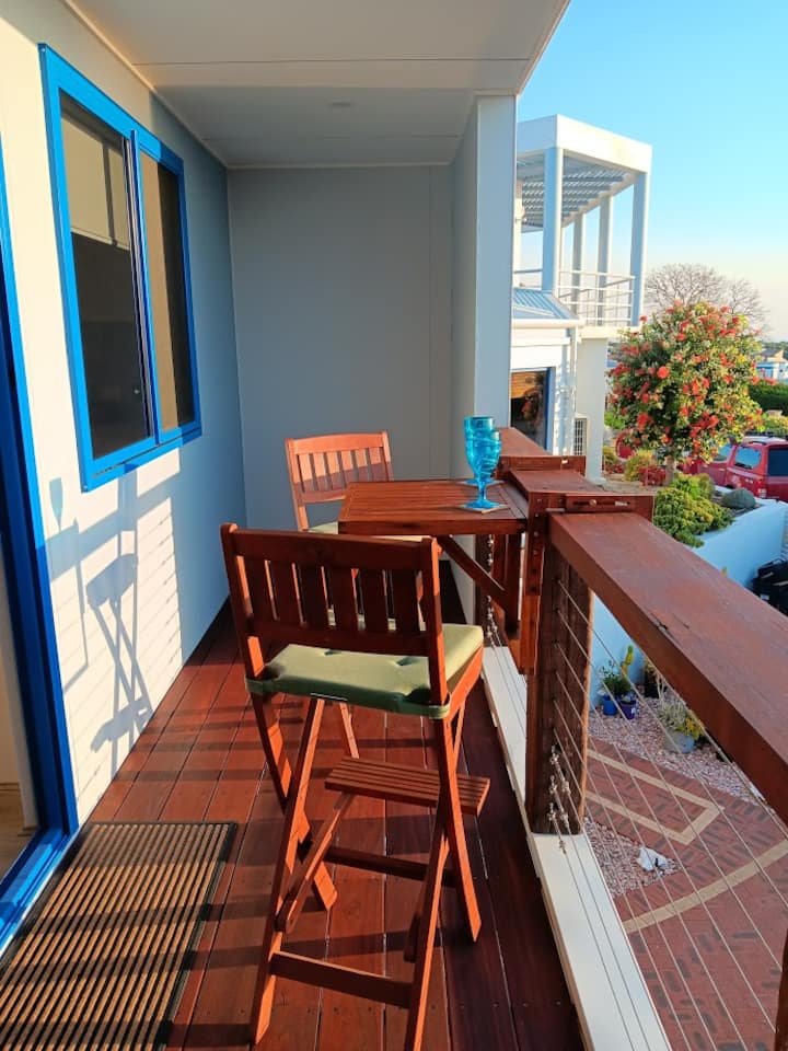 By The Sea Coogee- Coastal Calm Near Fremantle - Coogee