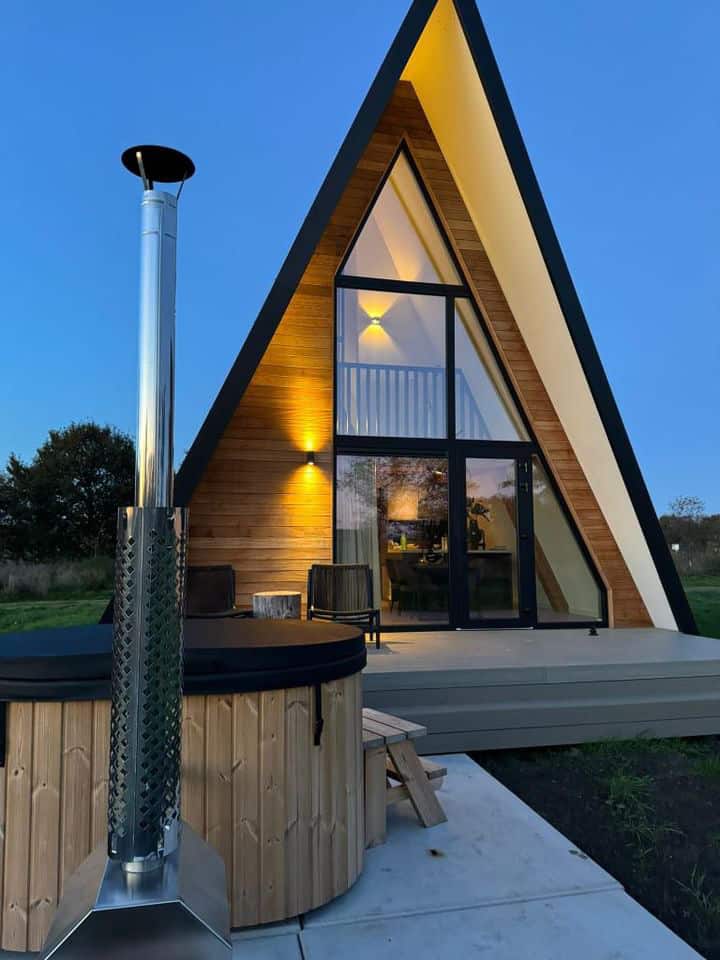 Luxe Wellness A Frame Lodge - Tilbourg