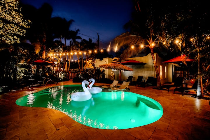 Key West Cottage A Charming Bungalow Retreat - West Palm Beach