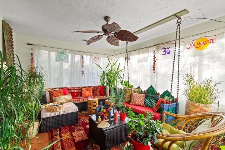 The Potted Retreat - Albuquerque, NM