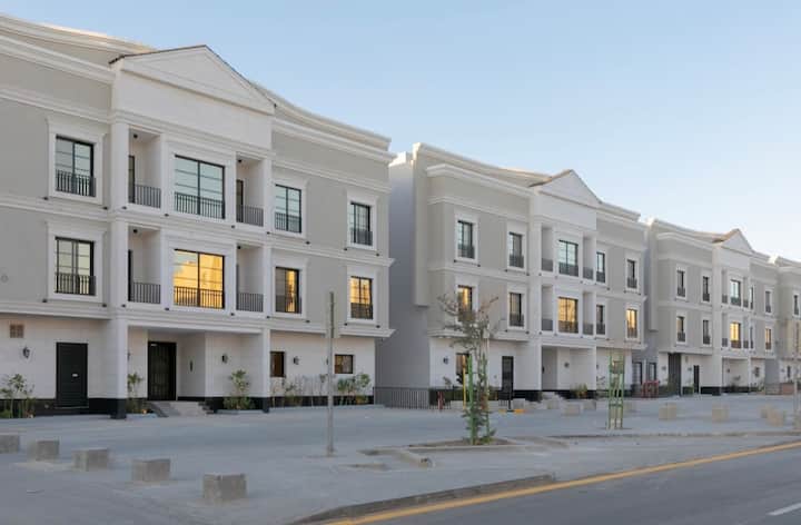 2br Mohra Alnada Luxury Aprt In Almajidya - Riyadh