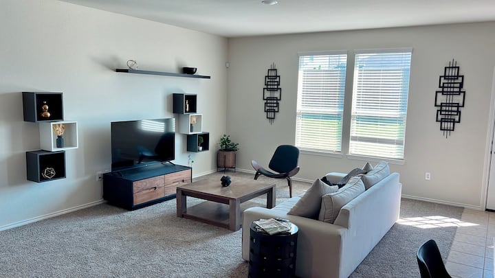 Unparalleled Elegance In Aubrey - Little Elm, TX