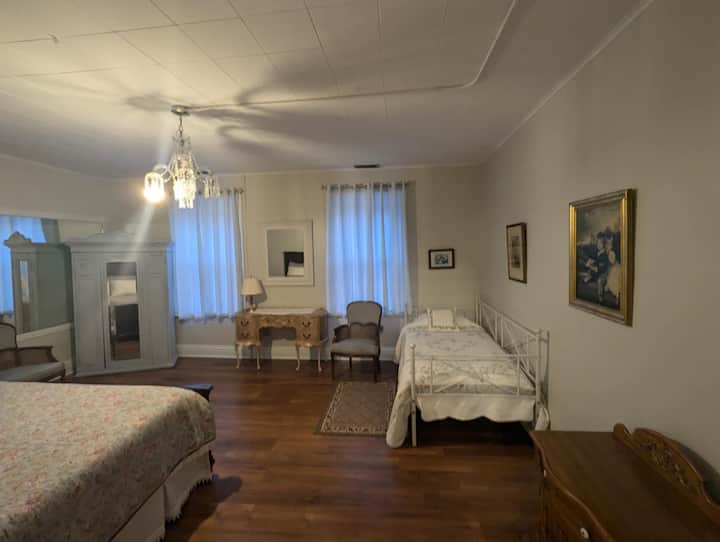 The Matte 
Boutique Inn - Hawkesbury