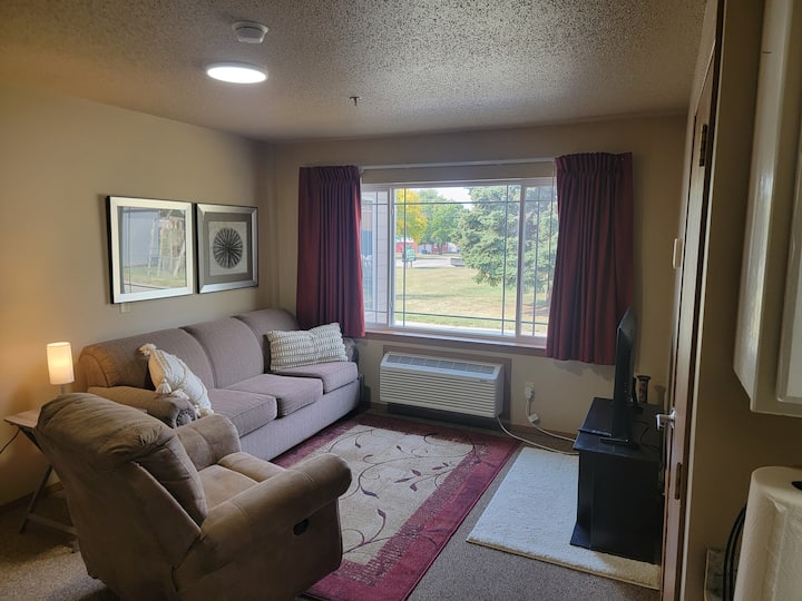 Apartment #8 - Great Amenities - Sioux Falls, SD