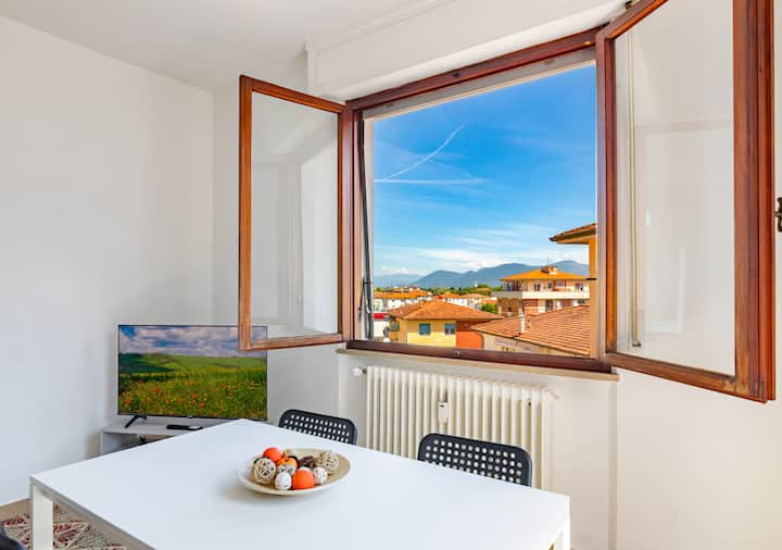 Attico 2 Camere Balcone Parcheggi Gratis Ascensore - Pisa