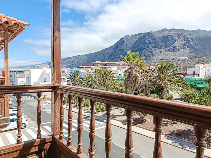 Apartment With Mountain Views - Los Silos