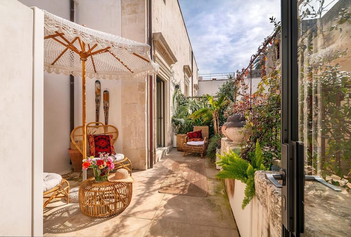 Karuna - Lecce