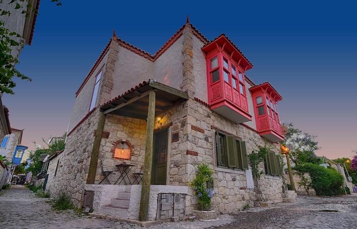 Alaçatı 2 Kişilik Sokak Manzaralı Oda - Alaçatı