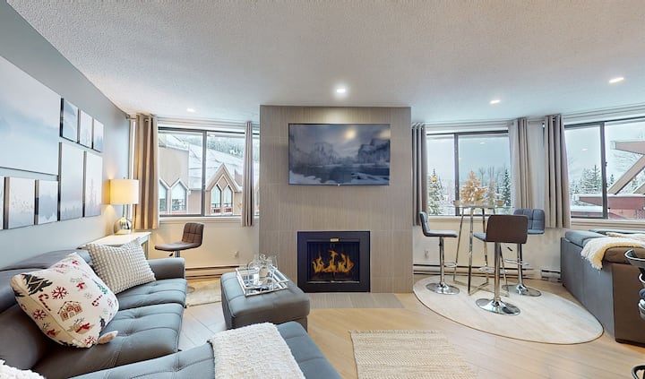 Whistler Village Central Stay! - Whistler