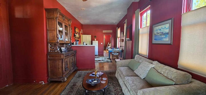 Alsace Suite At Schiller Suites - Hermann, MO