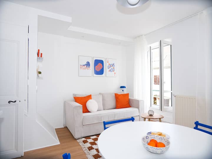 Duplex Coloré Proche De La Gare Rer/tgv - Nozay