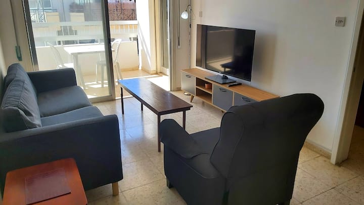 Fully Equipped Spacious 2-bed Apartment - Larnaca