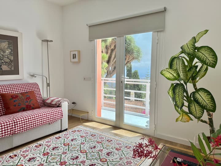Stylish Apartment With Panoramic Views - Santa Brígida