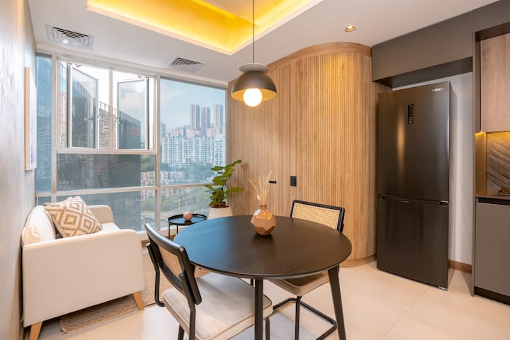 Top Notch 527sqft Apt W/ Jacuzzi & A/c~ El Poblado - Medellin, Antioquia, Colombia