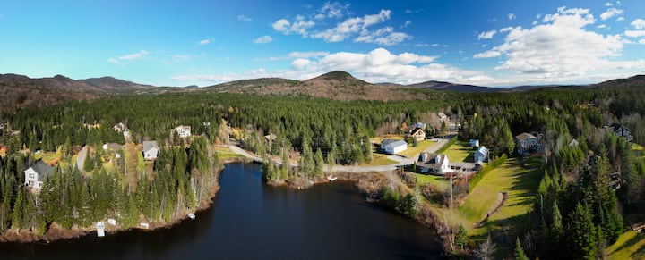 Bjørn: Spa • Lac • Petfriendly • Près De Québec - Stoneham-et-Tewkesbury