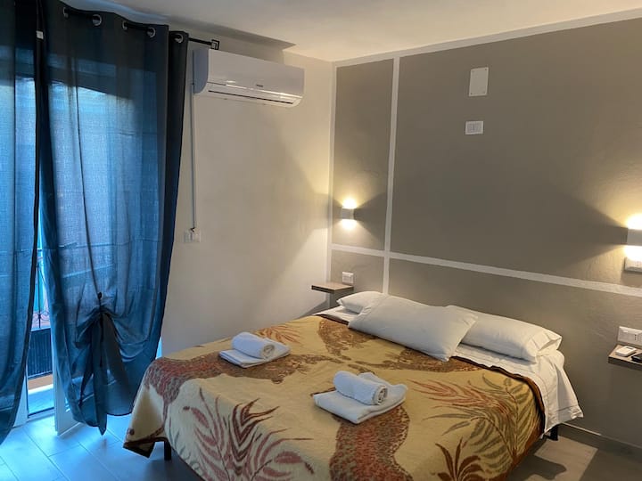 Affittasi Casa Vacanze Mammola - Gioiosa Ionica