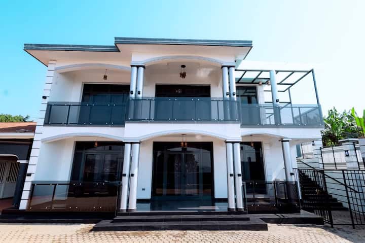 2. Apex House - Ground Floor - 3 Rooms Apartment - Rwanda