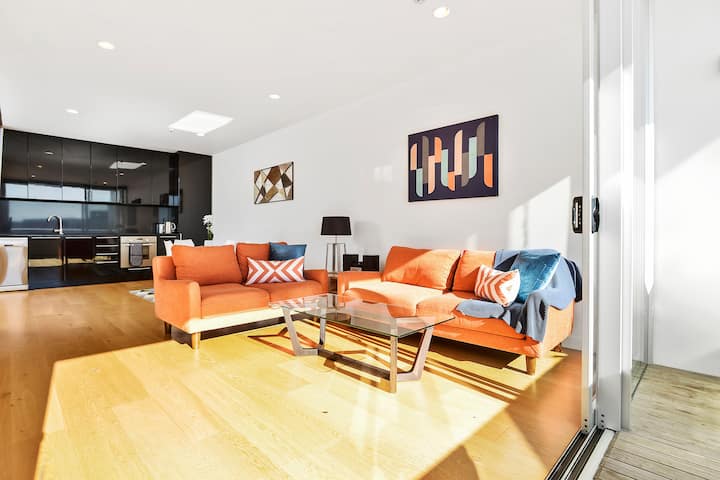 Spacious Apartment Next To Victoria Park + Air Con - Auckland