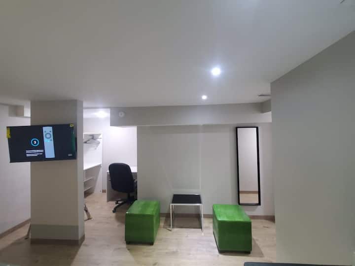 One Bedstudio Great Located - Rockford, IL