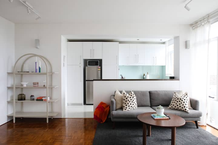 Bondi 2br | Free Parking + Balcony | Superhost - Bondi Beach