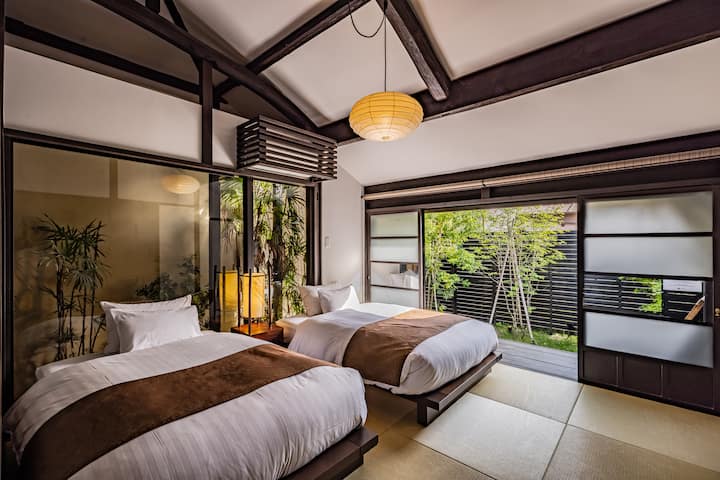 海まで徒歩1分/庭に囲まれた一棟貸切/囲炉裏＆檜風呂付/最大４名 - Shizuoka