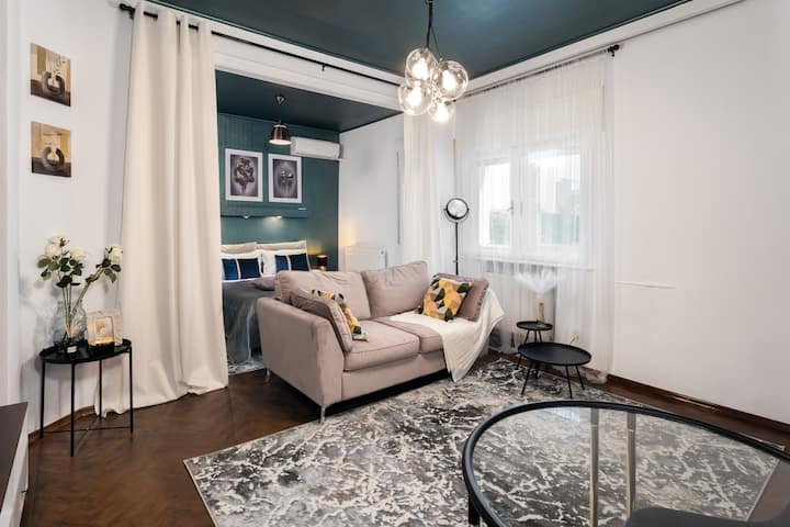 Centerside Condo - Bukarest