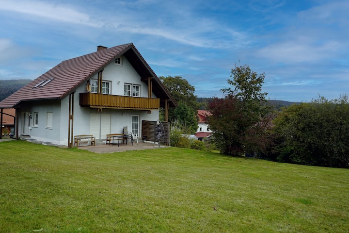 Wohnung Mit Balkon & Bergblick - Warmensteinach