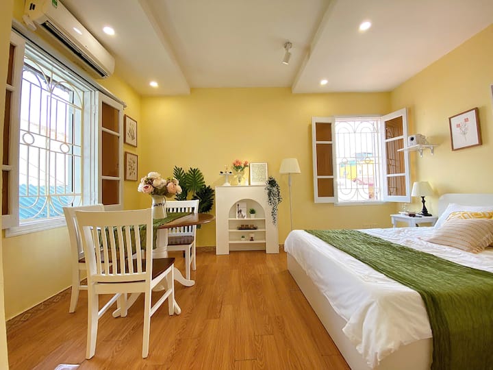 Tranquil Old Quarter Retreat – 2br/2ba - Hanoï