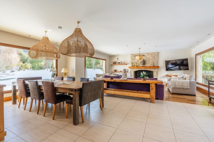 Villa De Lujo En Arelauquen Golf & Country Club - San Carlos de Bariloche