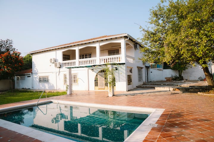 Casa Amistad En El Centro Aregua - Areguá