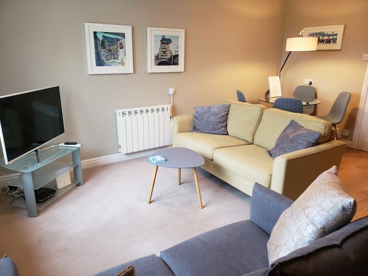 Free Parking, Central, Modern, Dog Friendly! - Windermere