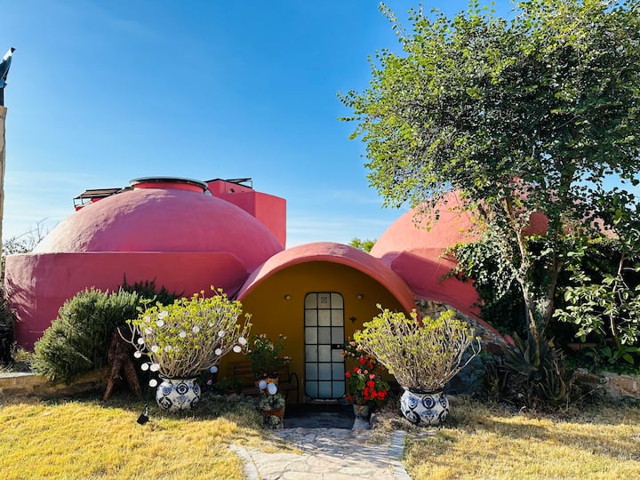 Sustainable Eco-friendly Oasis With 5ft Deep Pool - San Miguel de Allende