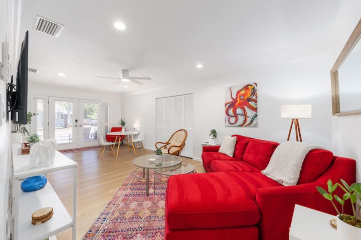 Cozy Bungalow Near Siesta Key And Downtown - 새러소타