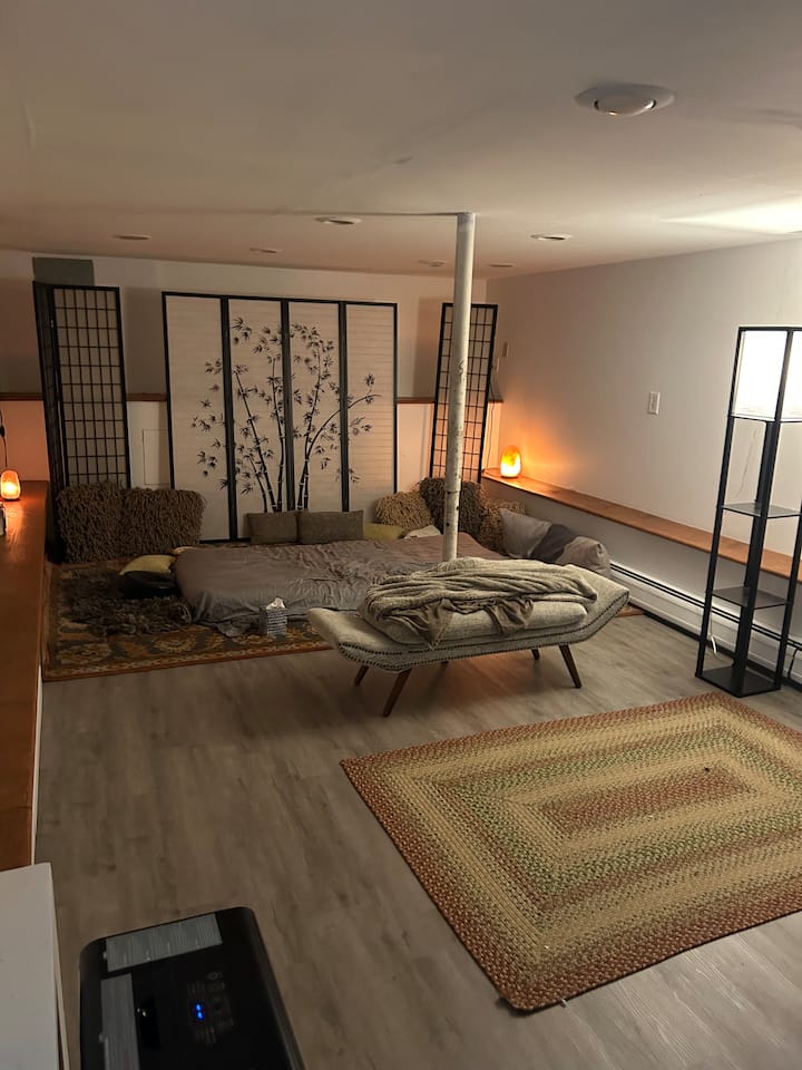 A Br In Old North End, Comfy Family House Share - Burlington, VT