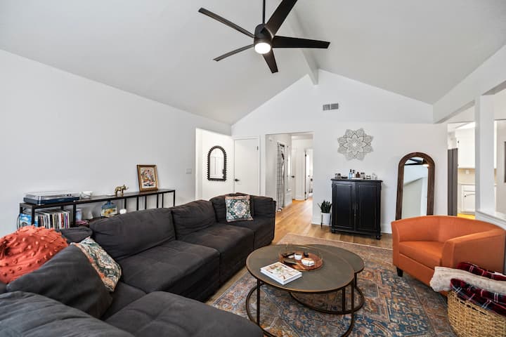 Fresh New Condo In Quiet Complex - Fresno, CA