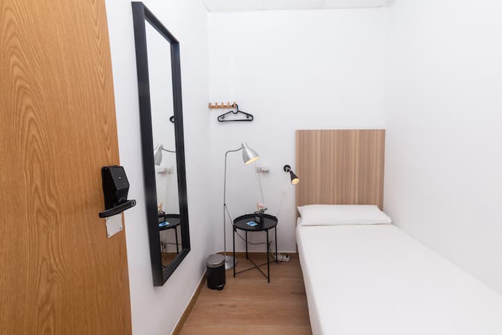 Habitación Individual Privada: 1 Persona - マドリード