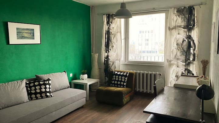 Sunrise Apartment - Budget & Homey - Sófia