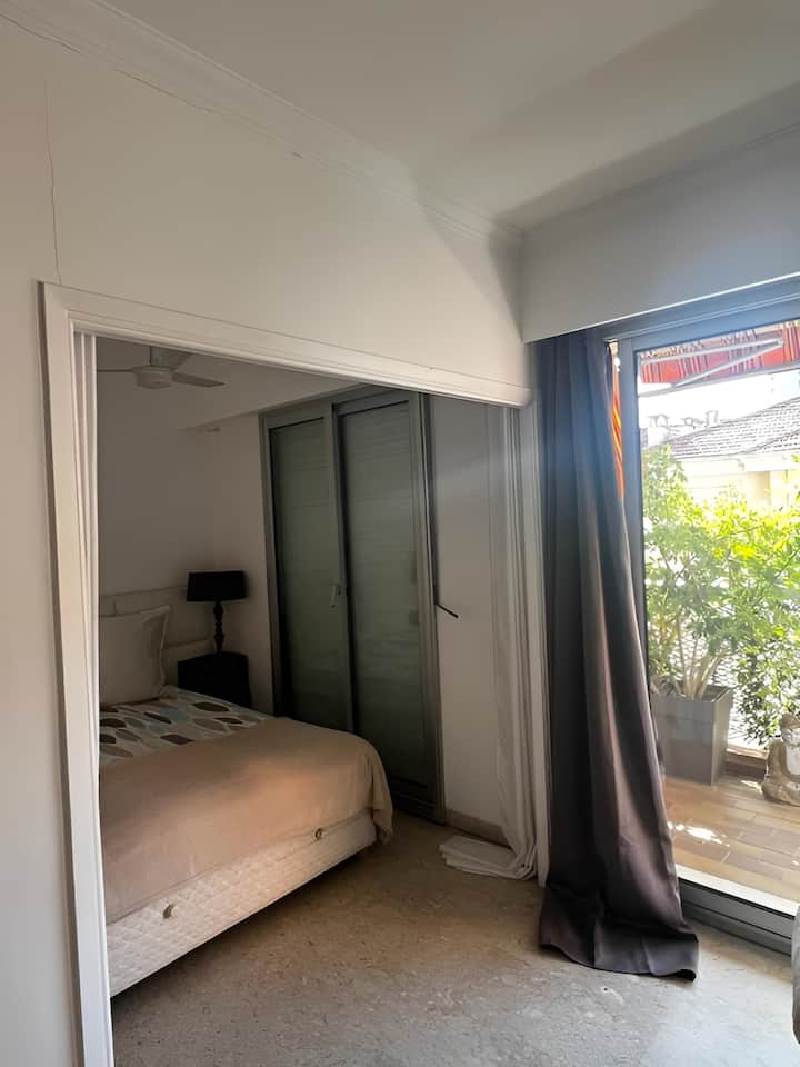 Monaco Studio "907" - Monaco