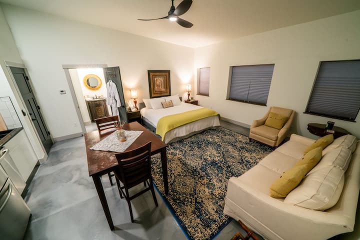 Brook House Barndominium -Hamilton Suite - Black Forest, CO
