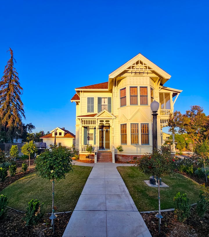 The Jd Hyde Historic Inn - Visalia, CA