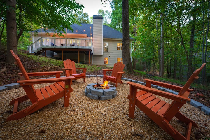 House On Lake Lanier With Dock - Gainesville, GA
